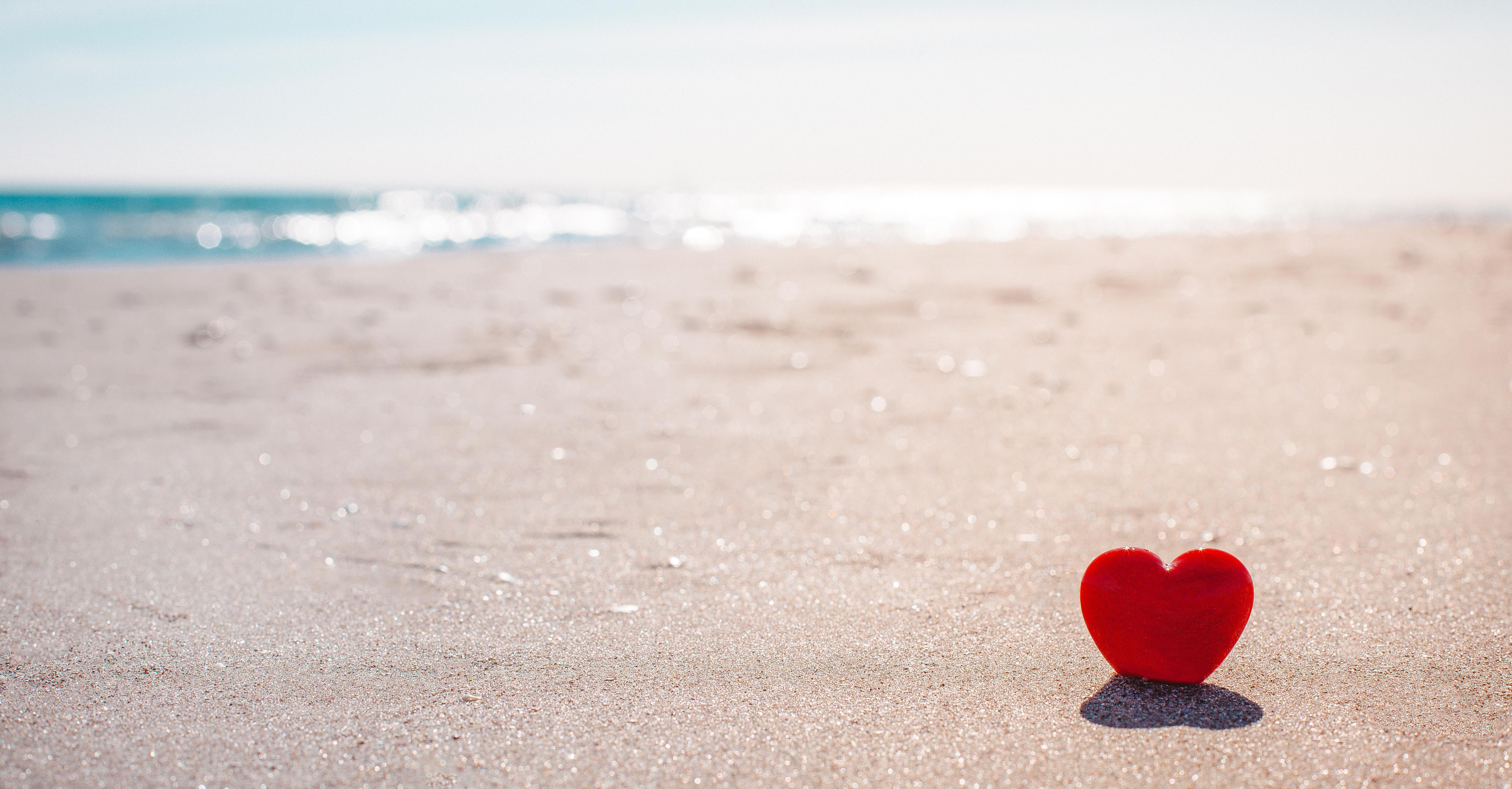 8 Interesting Psychology Facts About Love and Well-Being
