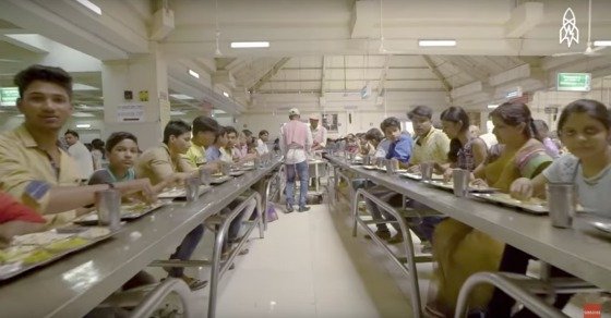 This Temple Serves Free Meals to Up to 40,000 People a Day