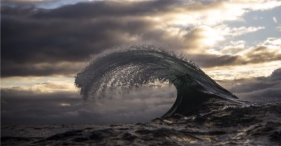 This Video of Exquisite Wave Photography Is a Perfect Way to Reset Your Day
